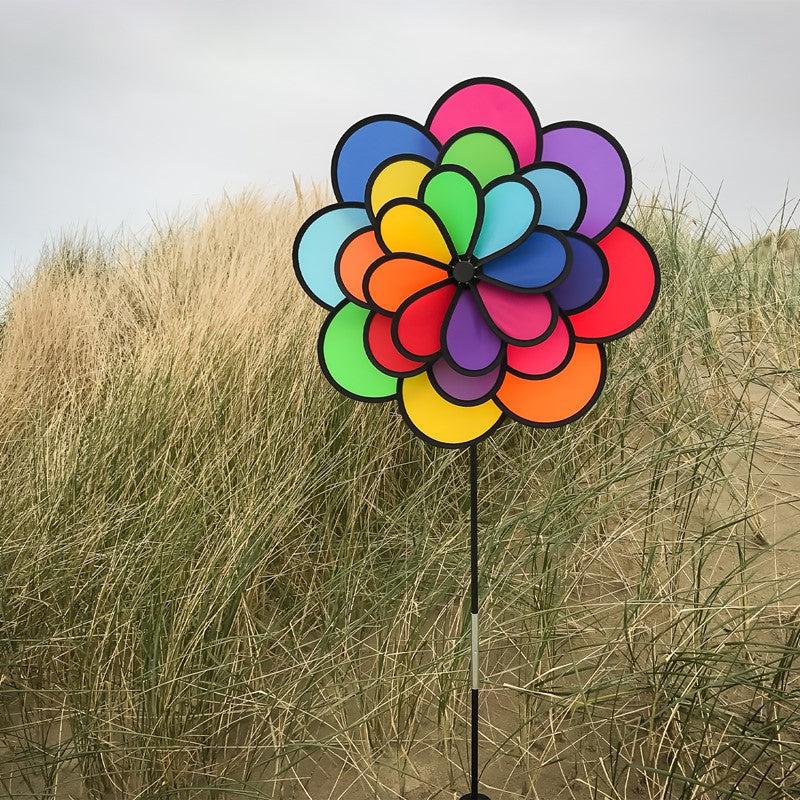 Triple Daisy Windmill Spinner | Flower Spinners | Fly Me Flag